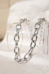 Iconic Betty Heavy Silver Chain Necklace "The Claire" – by the C